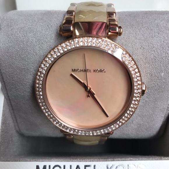 Michael Kors | Accessories | New Mk Pearls Crystals Accent Bracelet ...